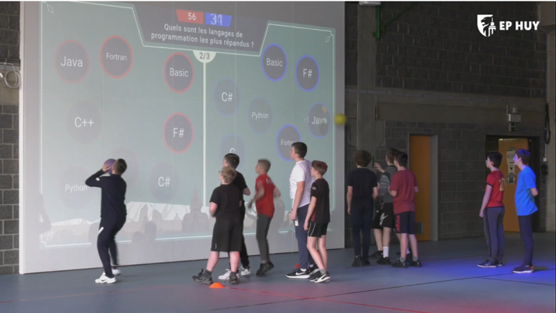 Un mur interactif pour apprendre le sport en s'amusant ! - Complément d ...
